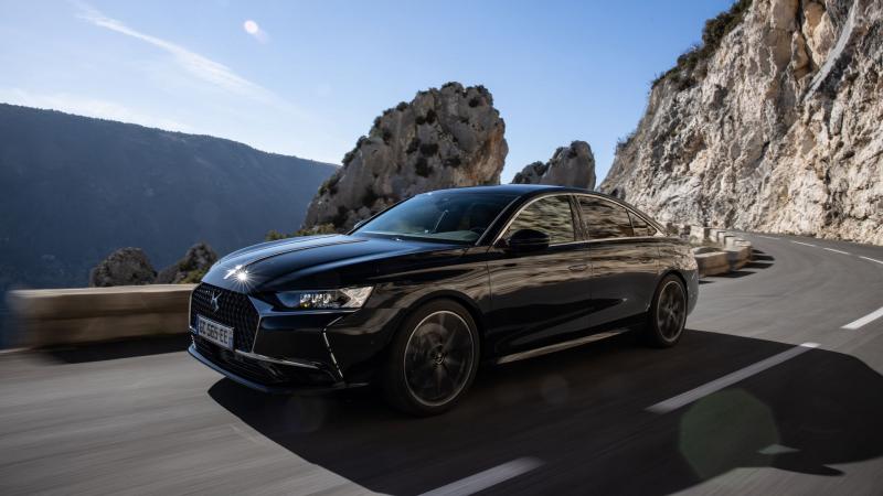 DS 9 - Τιμές και χαρακτηριστικά | carandmotor.gr